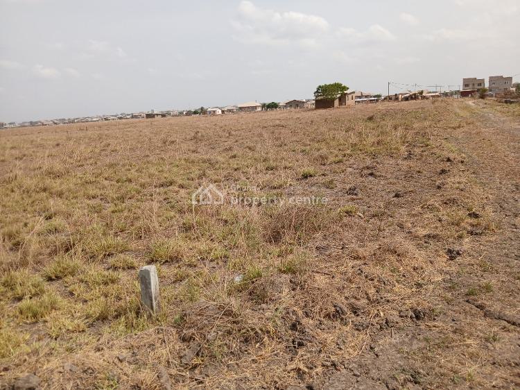 For Sale: Cozy Environment Land Free From Disputes, Community 25 Mall ...