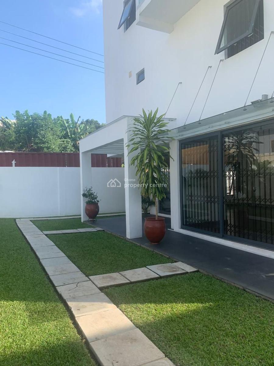 For Rent: Executive 4 Bedrooms House With A Boys Quarters, Airport ...