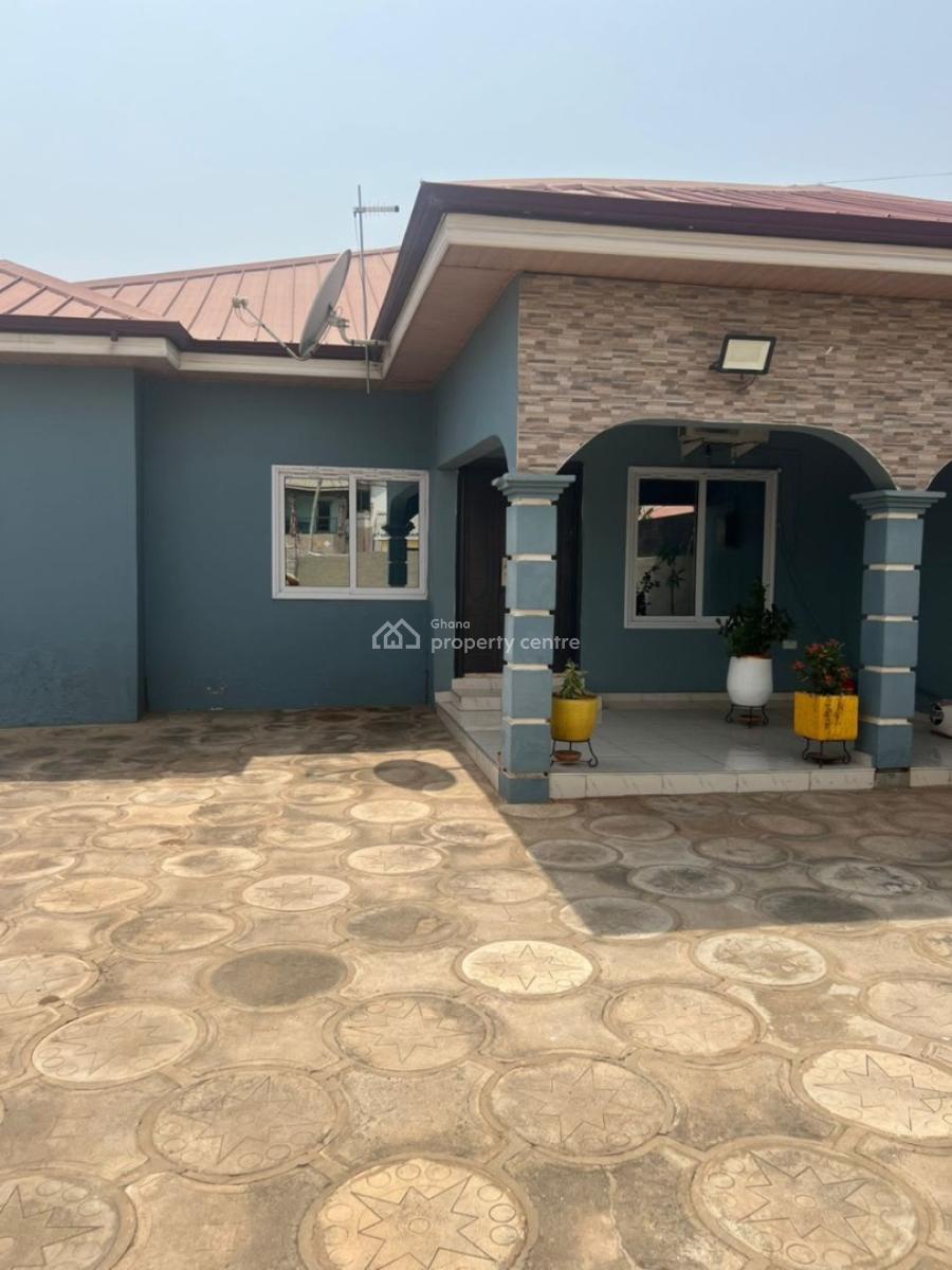 For Sale: 3-bedroom Executive Home Full Plot Baatsona, Spintex ...